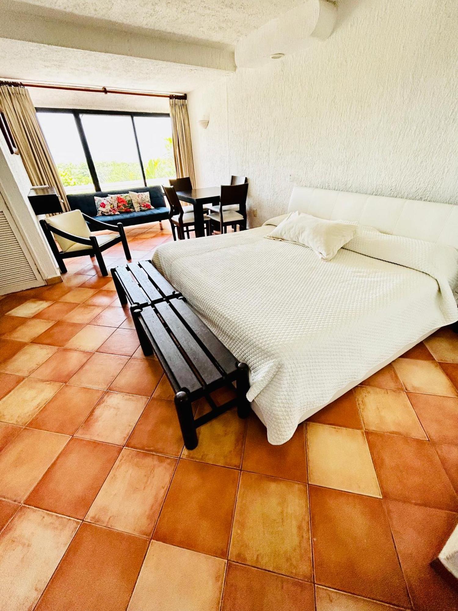 SOLYMAR BEACH RESORT CANCÚN